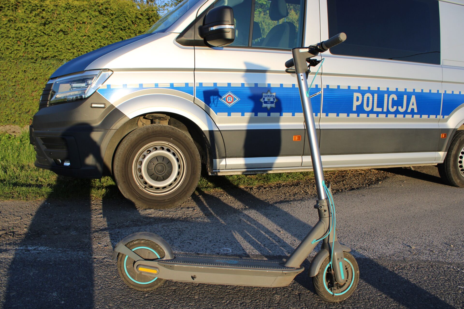 Gmina Kęty. Niebezpieczne zdarzenie z udziałem 11 – latka jadącego na hulajnodze elektrycznej ...